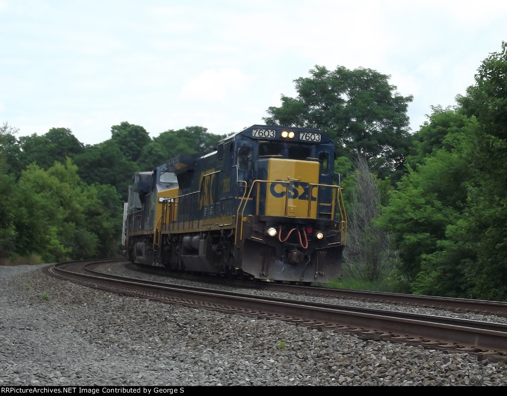 CSX C40-8
